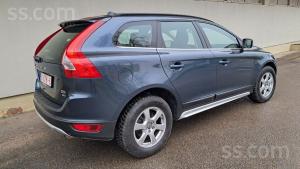 Blue Volvo XC60 2010 in Ogre, with an engine capacity of 2.40 L and mileage of 242 thousand km for 7850 €, photo 4 on AUTOMOTO.COM.LV