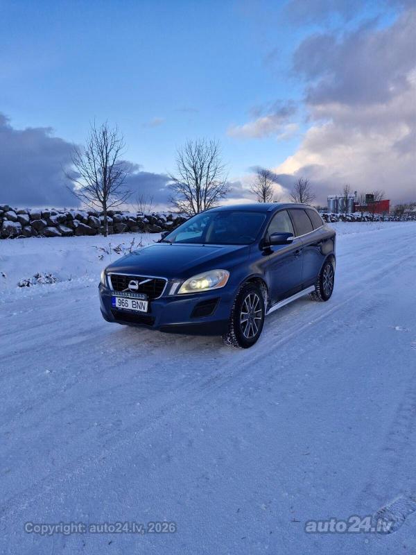 Zils Volvo XC60 2010 Tallina, ar dzinēja tilpumu 2.40 L un nobraukumu 371 tūkst. km par 7400 €, foto 5 vietnē AUTOMOTO.COM.LV
