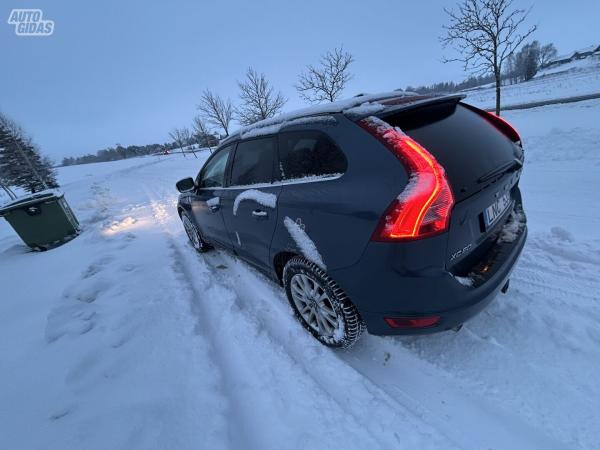 Zils Volvo XC60 2010 Klaipėda, ar dzinēja tilpumu 3.00 L un nobraukumu 2300 tūkst. km par 7200 €, foto 4 vietnē AUTOMOTO.COM.LV