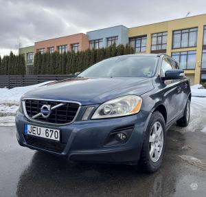 Blue Volvo XC60 2010 in Vilnius, with an engine capacity of 2.40 L and mileage of 394 thousand km for 3750 €, photo 7 on AUTOMOTO.COM.LV