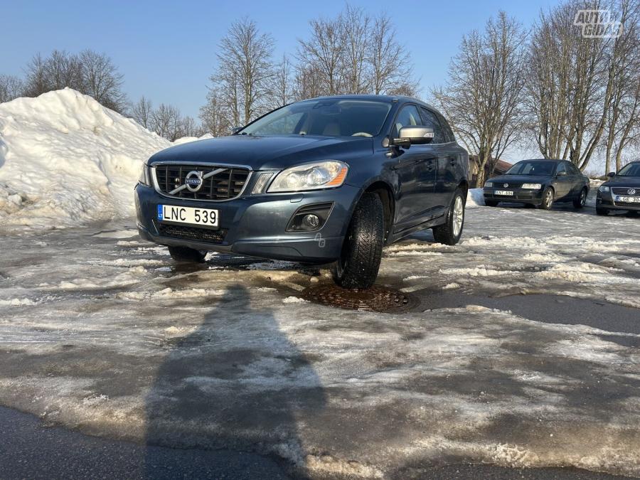 Blue Volvo XC60 2010 in Silute, with an engine capacity of 3.00 L and mileage of 230 thousand km for 7200 €, photo 1 on AUTOMOTO.COM.LV