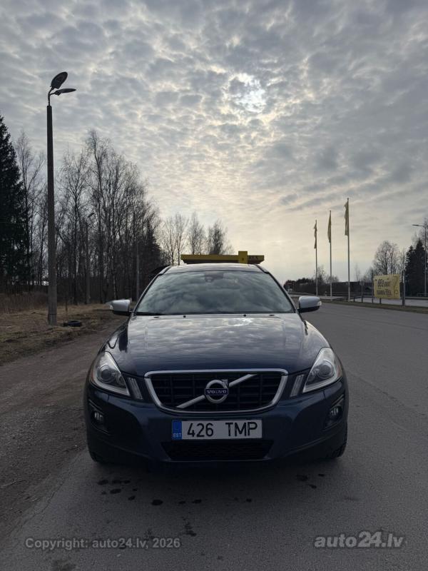 Blue Volvo XC60 2010 in Tallinn, with an engine capacity of 2.40 L and mileage of 204 thousand km for 8700 €, photo 2 on AUTOMOTO.COM.LV