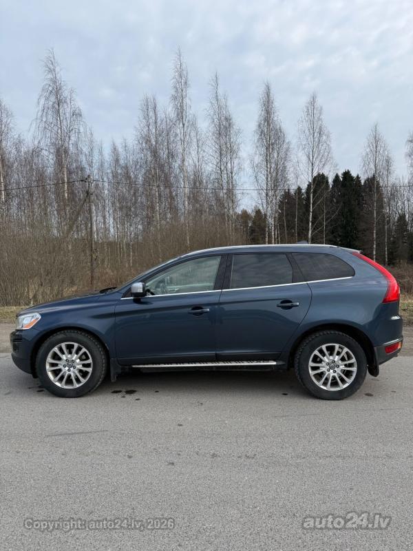 Blue Volvo XC60 2010 in Tallinn, with an engine capacity of 2.40 L and mileage of 204 thousand km for 8700 €, photo 6 on AUTOMOTO.COM.LV