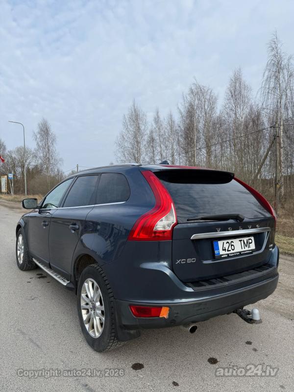 Blue Volvo XC60 2010 in Tallinn, with an engine capacity of 2.40 L and mileage of 204 thousand km for 8700 €, photo 7 on AUTOMOTO.COM.LV