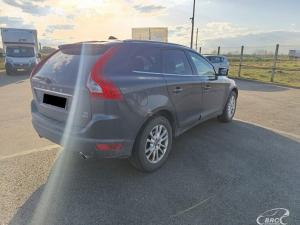 Zils Volvo XC60 2010 Avižieniai, ar dzinēja tilpumu 2.40 L un nobraukumu 335 tūkst. km par 5900 €, foto 6 vietnē AUTOMOTO.COM.LV