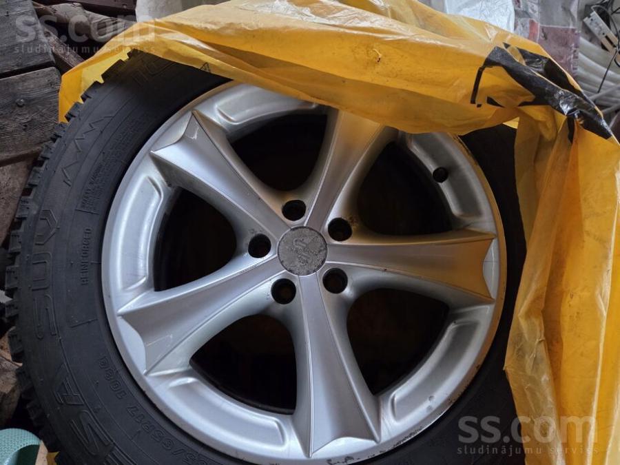 Zils Volvo XC60 2010 Rīga, ar dzinēja tilpumu 2.40 L un nobraukumu 334 tūkst. km par 7300 €, foto 10 vietnē AUTOMOTO.COM.LV