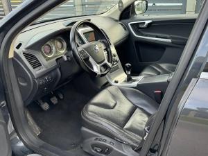 Zils Volvo XC60 2010 Jelgava, ar dzinēja tilpumu 2.40 L un nobraukumu 337 tūkst. km par 7900 €, foto 9 vietnē AUTOMOTO.COM.LV