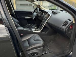 Zils Volvo XC60 2010 Jelgava, ar dzinēja tilpumu 2.40 L un nobraukumu 337 tūkst. km par 7900 €, foto 11 vietnē AUTOMOTO.COM.LV