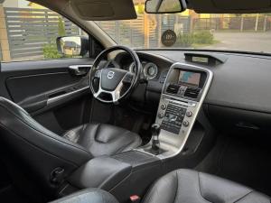Zils Volvo XC60 2010 Jelgava, ar dzinēja tilpumu 2.40 L un nobraukumu 337 tūkst. km par 7900 €, foto 12 vietnē AUTOMOTO.COM.LV