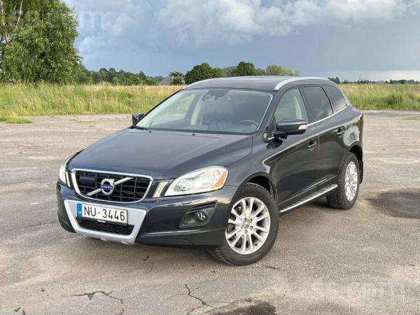 Blue Volvo XC60 2010 in Talsi, with an engine capacity of 2.40 L and mileage of 238 thousand km for 7990 €, photo 1 on AUTOMOTO.COM.LV