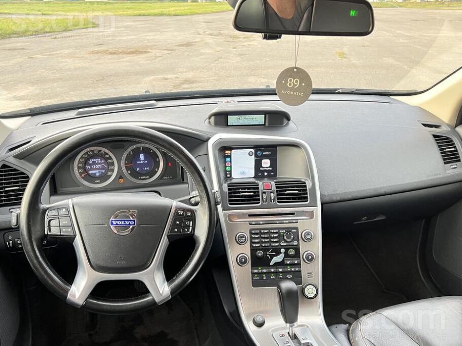 Zils Volvo XC60 2010 Talsi, ar dzinēja tilpumu 2.40 L un nobraukumu 238 tūkst. km par 7990 €, foto 13 vietnē AUTOMOTO.COM.LV
