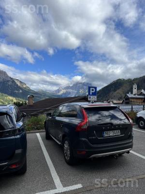Zils Volvo XC60 2010 Talsi, ar dzinēja tilpumu 2.40 L un nobraukumu 238 tūkst. km par 7990 €, foto 25 vietnē AUTOMOTO.COM.LV
