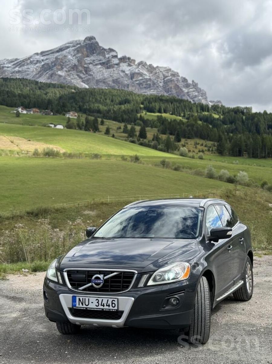 Zils Volvo XC60 2010 Talsi, ar dzinēja tilpumu 2.40 L un nobraukumu 238 tūkst. km par 7990 €, foto 26 vietnē AUTOMOTO.COM.LV