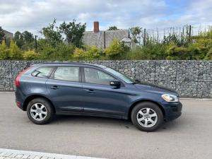 Zils Volvo XC60 2010 Rēzekne, ar dzinēja tilpumu 2.00 L un nobraukumu 279 tūkst. km par 7200 €, foto 5 vietnē AUTOMOTO.COM.LV