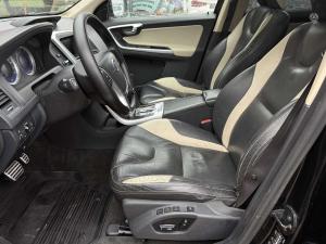 Zils Volvo XC60 2010 Viļņa, ar dzinēja tilpumu 2.40 L un nobraukumu 271 tūkst. km par 8700 €, foto 11 vietnē AUTOMOTO.COM.LV