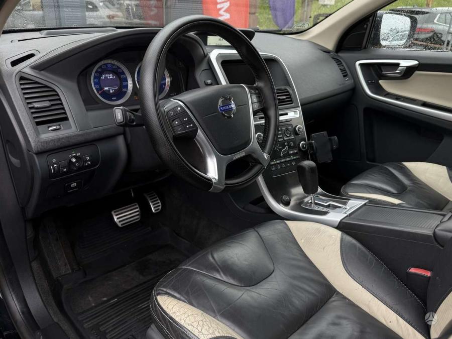 Zils Volvo XC60 2010 Viļņa, ar dzinēja tilpumu 2.40 L un nobraukumu 271 tūkst. km par 8700 €, foto 12 vietnē AUTOMOTO.COM.LV