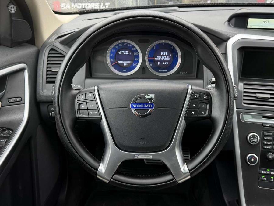 Zils Volvo XC60 2010 Viļņa, ar dzinēja tilpumu 2.40 L un nobraukumu 271 tūkst. km par 8700 €, foto 13 vietnē AUTOMOTO.COM.LV