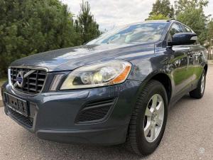 Blue Volvo XC60 2010 in Utena, with an engine capacity of 2.00 L and mileage of 269 thousand km for 7950 €, photo 3 on AUTOMOTO.COM.LV