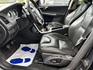 Zils Volvo XC60 2010 Viļņa, ar dzinēja tilpumu 2.40 L un nobraukumu 291 tūkst. km par 5999 €, foto 9 vietnē AUTOMOTO.COM.LV