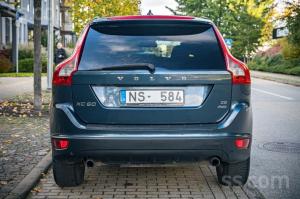 Blue Volvo XC60 2010 in Riga, with an engine capacity of 2.40 L and mileage of 359 thousand km for 5990 €, photo 6 on AUTOMOTO.COM.LV