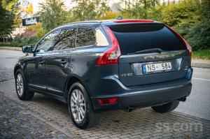 Blue Volvo XC60 2010 in Riga, with an engine capacity of 2.40 L and mileage of 359 thousand km for 5990 €, photo 7 on AUTOMOTO.COM.LV