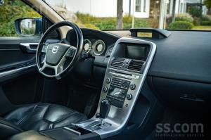 Blue Volvo XC60 2010 in Riga, with an engine capacity of 2.40 L and mileage of 359 thousand km for 5990 €, photo 9 on AUTOMOTO.COM.LV