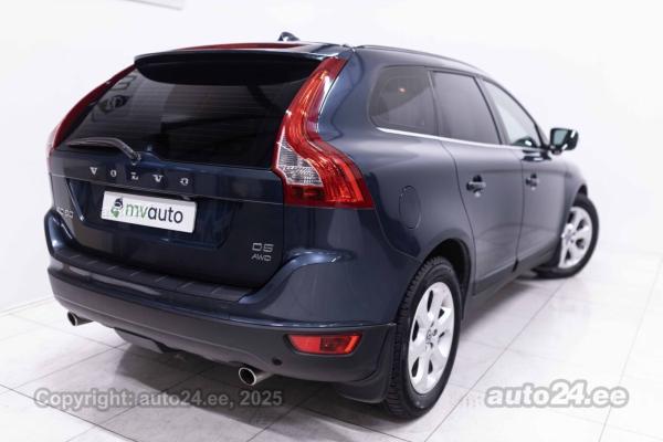 Zils Volvo XC60 2011 Tallina, ar dzinēja tilpumu 2.40 L un nobraukumu 294 tūkst. km par 8990 €, foto 8 vietnē AUTOMOTO.COM.LV