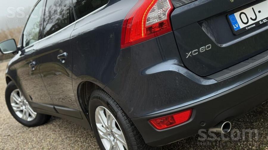 Zils Volvo XC60 2011 Jūrmala, ar dzinēja tilpumu 2.40 L un nobraukumu 0 tūkst. km par 9950 €, foto 17 vietnē AUTOMOTO.COM.LV
