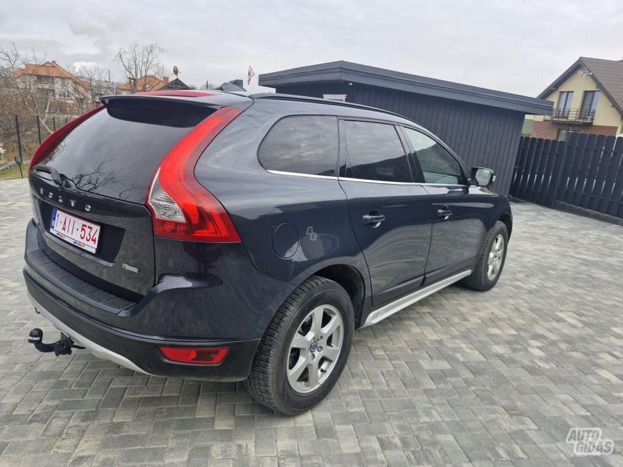 Zils Volvo XC60 2011 Telšiai, ar dzinēja tilpumu 2.00 L un nobraukumu 292 tūkst. km par 7450 €, foto 3 vietnē AUTOMOTO.COM.LV