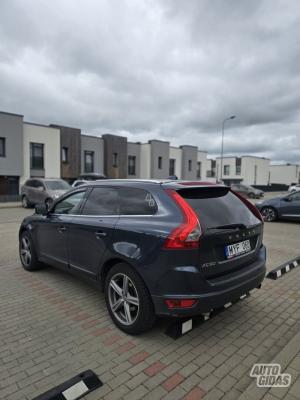 Zils Volvo XC60 2011 Viļņa, ar dzinēja tilpumu 3.20 L un nobraukumu 210 tūkst. km par 6700 €, foto 14 vietnē AUTOMOTO.COM.LV