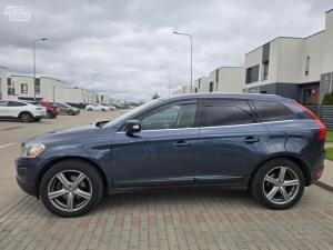 Zils Volvo XC60 2011 Viļņa, ar dzinēja tilpumu 3.20 L un nobraukumu 210 tūkst. km par 6700 €, foto 18 vietnē AUTOMOTO.COM.LV