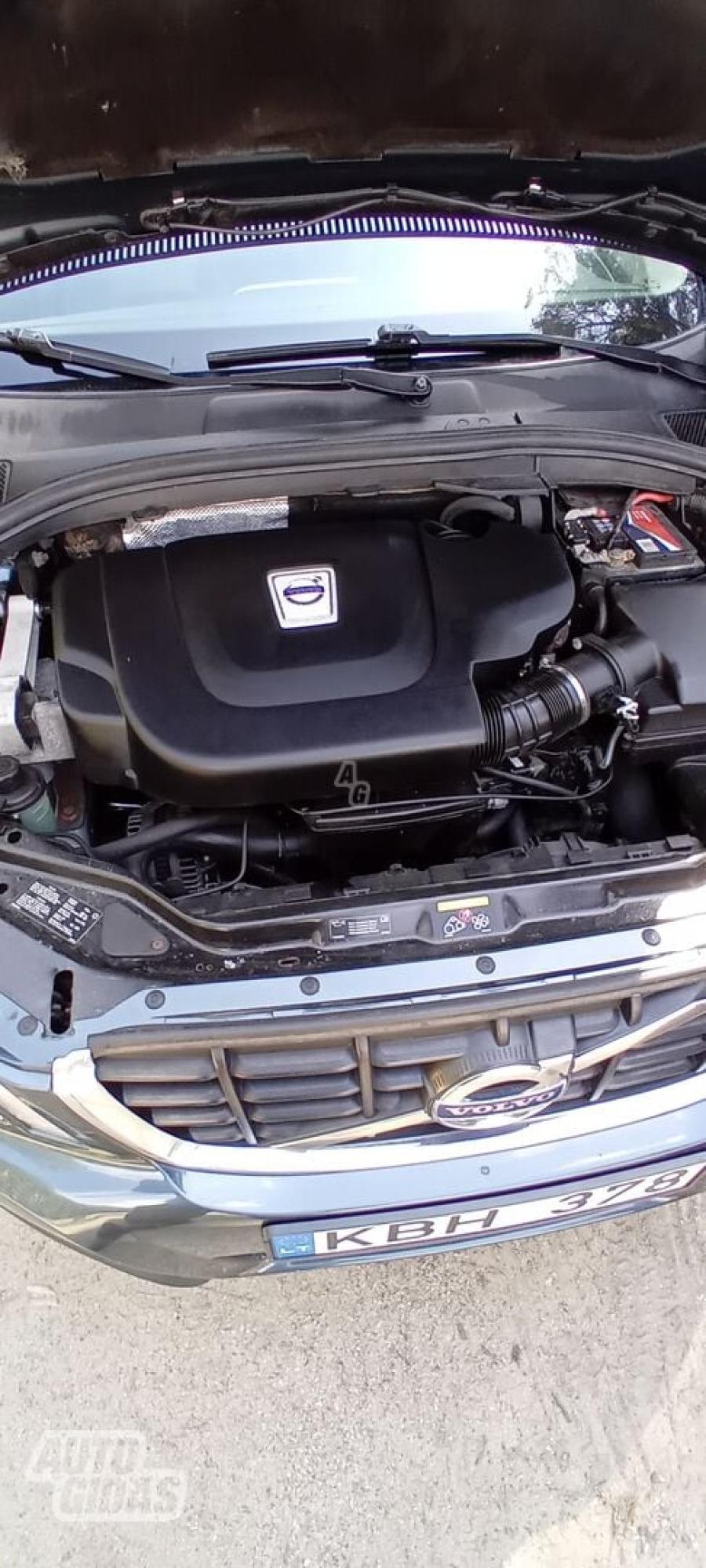 Blue Volvo XC60 2011 in Vilnius, with an engine capacity of 2.40 L and mileage of 377 thousand km for 8900 €, photo 10 on AUTOMOTO.COM.LV