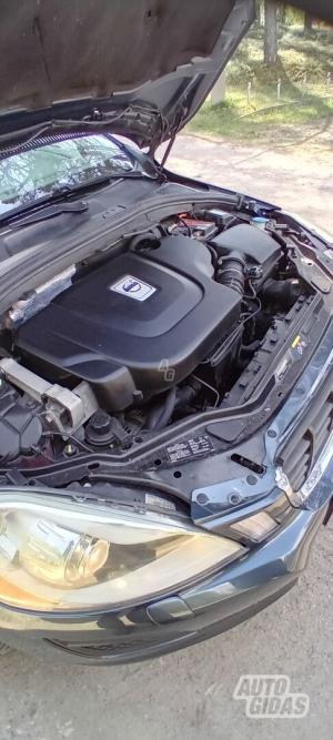 Blue Volvo XC60 2011 in Vilnius, with an engine capacity of 2.40 L and mileage of 377 thousand km for 8900 €, photo 11 on AUTOMOTO.COM.LV