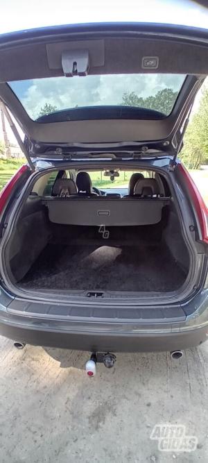 Blue Volvo XC60 2011 in Vilnius, with an engine capacity of 2.40 L and mileage of 377 thousand km for 8900 €, photo 12 on AUTOMOTO.COM.LV