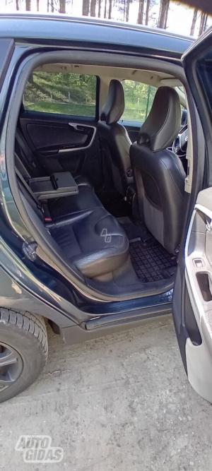 Blue Volvo XC60 2011 in Vilnius, with an engine capacity of 2.40 L and mileage of 377 thousand km for 8900 €, photo 14 on AUTOMOTO.COM.LV