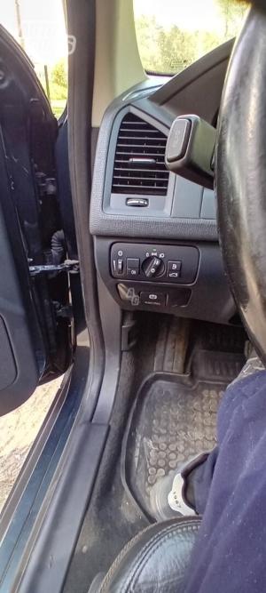 Blue Volvo XC60 2011 in Vilnius, with an engine capacity of 2.40 L and mileage of 377 thousand km for 8900 €, photo 18 on AUTOMOTO.COM.LV