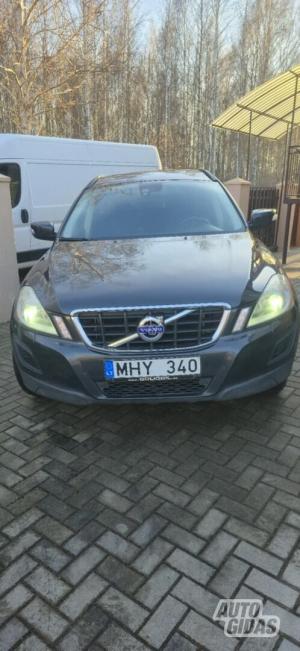 Blue Volvo XC60 2011 in Siauliai, with an engine capacity of 2.40 L and mileage of 320 thousand km for 7200 €, photo  on AUTOMOTO.COM.LV
