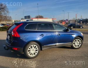 Blue Volvo XC60 2011 in Riga, with an engine capacity of 2.40 L and mileage of 286 thousand km for 8990 €, photo 6 on AUTOMOTO.COM.LV