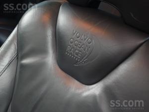 Blue Volvo XC60 2011 in Riga, with an engine capacity of 2.40 L and mileage of 286 thousand km for 8990 €, photo 14 on AUTOMOTO.COM.LV