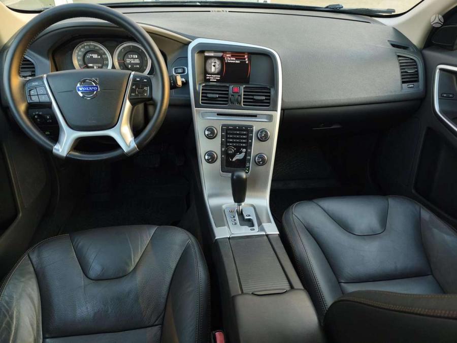 Zils Volvo XC60 2011 Viļņa, ar dzinēja tilpumu 2.40 L un nobraukumu 194 tūkst. km par 10650 €, foto 7 vietnē AUTOMOTO.COM.LV
