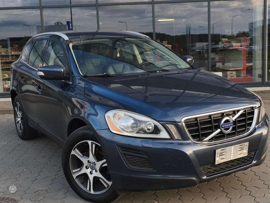 Zils Volvo XC60 2011 Viļņa, ar dzinēja tilpumu 2.40 L un nobraukumu 194 tūkst. km par 10650 €, foto 28 vietnē AUTOMOTO.COM.LV