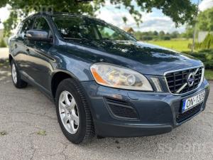 Zils Volvo XC60 2011 Rēzekne, ar dzinēja tilpumu 2.00 L un nobraukumu 300 tūkst. km par 7950 €, foto 4 vietnē AUTOMOTO.COM.LV