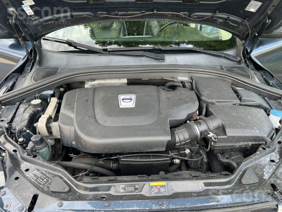 Zils Volvo XC60 2011 Rēzekne, ar dzinēja tilpumu 2.00 L un nobraukumu 300 tūkst. km par 7950 €, foto 16 vietnē AUTOMOTO.COM.LV