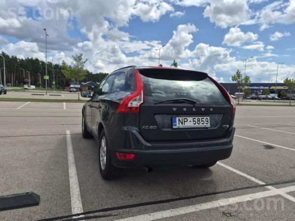 Zils Volvo XC60 2011 Rīga, ar dzinēja tilpumu 2.00 L un nobraukumu 212 tūkst. km par 7500 €, foto 6 vietnē AUTOMOTO.COM.LV