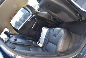 Blue Volvo XC60 2011 in Vilnius, with an engine capacity of 2.40 L and mileage of 282 thousand km for 8950 €, photo 12 on AUTOMOTO.COM.LV