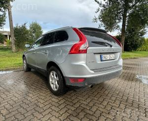 Zils Volvo XC60 2011 Valmiera, ar dzinēja tilpumu 2.00 L un nobraukumu 246 tūkst. km par 6250 €, foto 4 vietnē AUTOMOTO.COM.LV