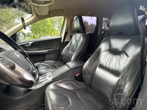 Zils Volvo XC60 2011 Valmiera, ar dzinēja tilpumu 2.00 L un nobraukumu 246 tūkst. km par 6250 €, foto 6 vietnē AUTOMOTO.COM.LV