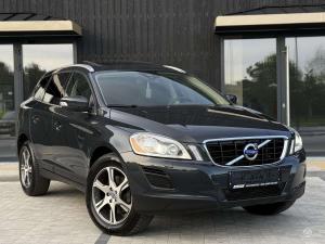 Blue Volvo XC60 2011 in Siauliai, with an engine capacity of 2.40 L and mileage of 285 thousand km for 11950 €, photo  on AUTOMOTO.COM.LV