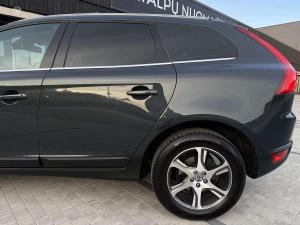Blue Volvo XC60 2011 in Siauliai, with an engine capacity of 2.40 L and mileage of 285 thousand km for 11950 €, photo 15 on AUTOMOTO.COM.LV