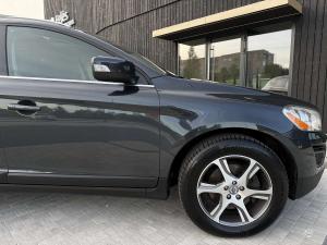 Blue Volvo XC60 2011 in Siauliai, with an engine capacity of 2.40 L and mileage of 285 thousand km for 11950 €, photo 17 on AUTOMOTO.COM.LV
